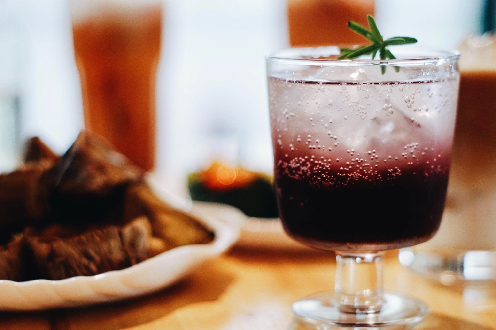 5 Healthy Alcohol Alternatives to Enjoy | Monument